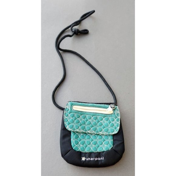 Sherpani | Bags | Sherpani Piper Le Small Mini Crossbody Travel Bag ...